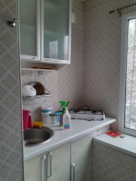 Аренда срочно 3/3/4  Салом