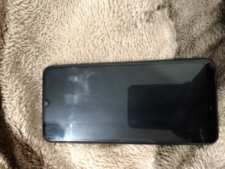Samsung A50 sotiladi