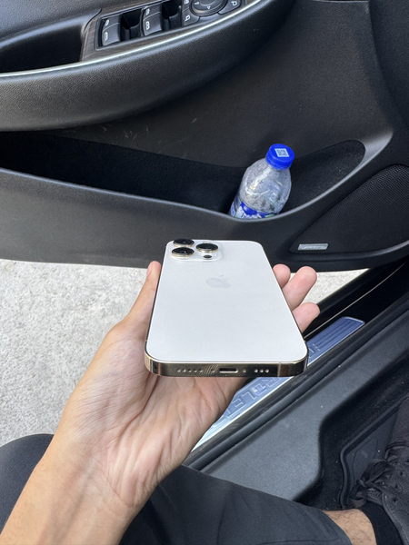 Iphone 13pro gold