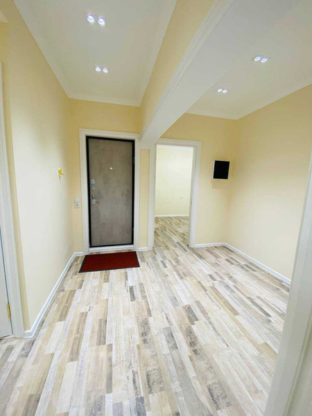 Дархан  .4/7/9.   Евро ремонт   { 100 m² }  { Новый Лифт }