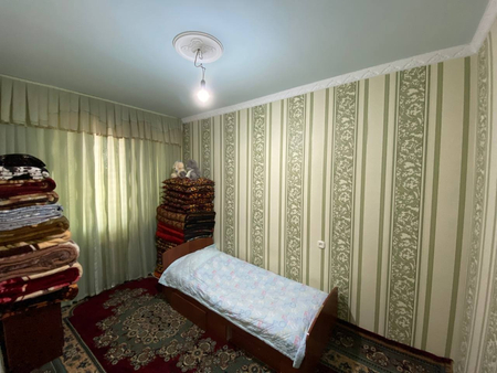Продается квартира 3 комнатная Базар