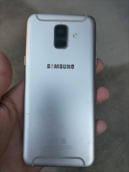 Samsung A6 2/32 zapchast