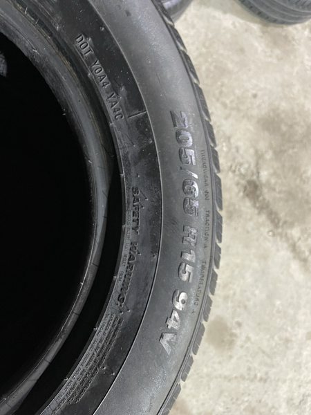 Kumho 205 / 65 / 15 Balon