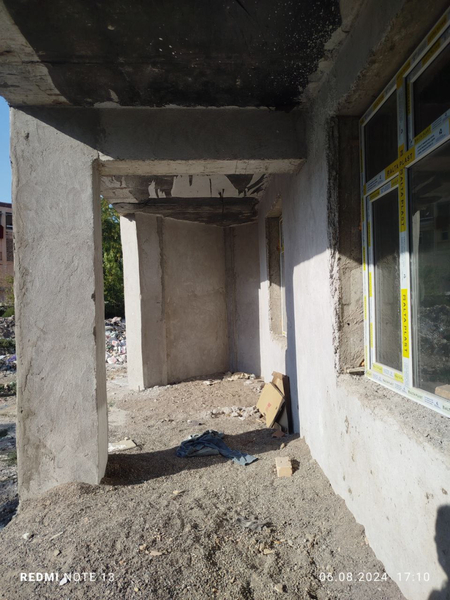 Срочно продаётся новастройка коробка 73 кв.м, ул.Изат.