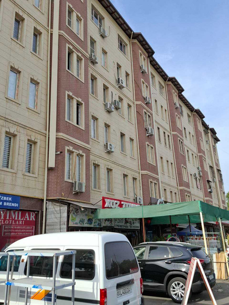 СРОЧНО !! Продается квартира в Яшнабаде 1/4/8 ( 38 кв/м ) Янгиобод