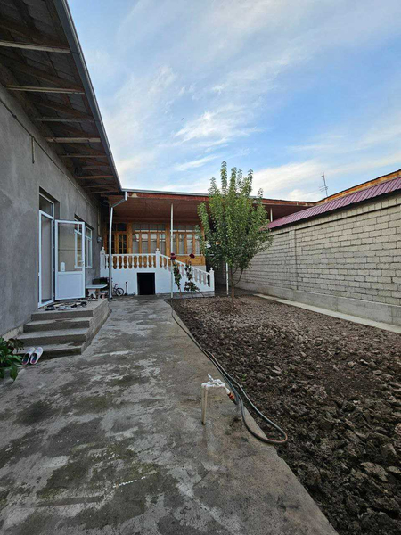 Продам участок с домом 3 сотки в Мирзо-Улуг. р-не, Сарбон махалля
