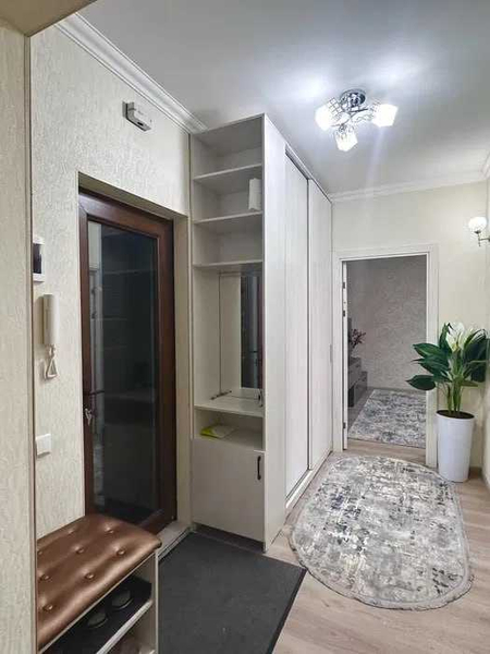 Банковский дом на Паркентском, 67м2 с ремонтом и обстановкой, 2 ком