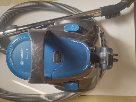 Пылесос Bosch  series 2