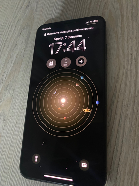 iPhone XS Max qora rang