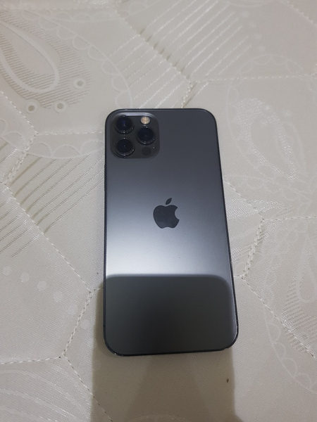 Iphone 12pro srochna sotiladi
