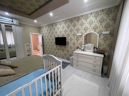 (К122893) Yakkasaroy tumanida 3-xonali kvartira sotiladi