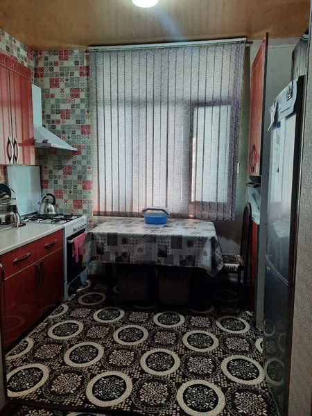 Продаю свою 2/5/5 квартиру в Юнусабад