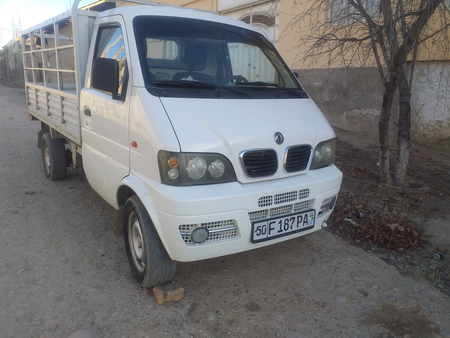 Dongfeng sotiladi zavodiskoy kesilmagan