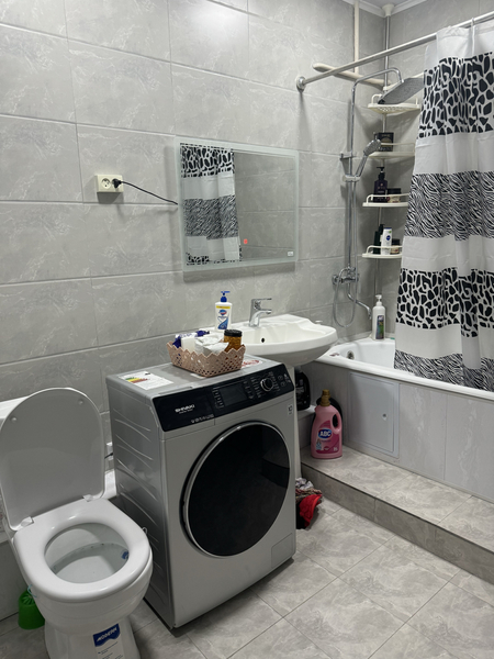 Продается 5 комнатная квартира