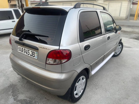 Best luks kondetsaner sotiladi