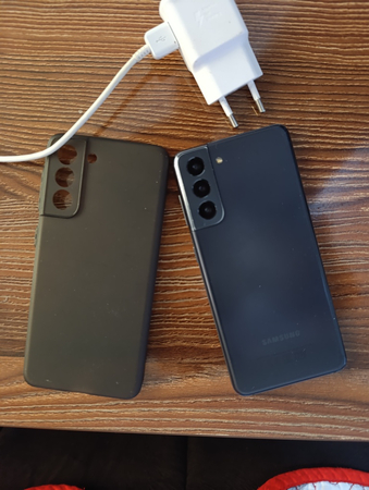 Samsung  s21 5G 8/128 сотилади 2 симли