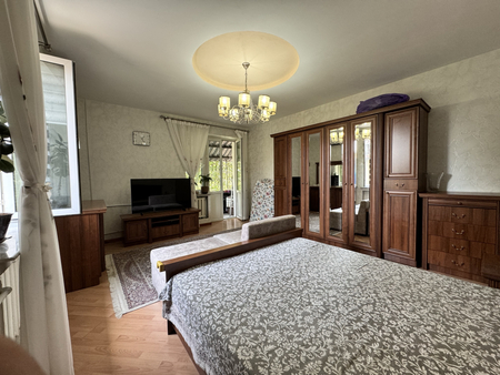 3/4/4 спецплан 90 м² М.Горький Конечка Мирзо Улугбек кирпич срочно