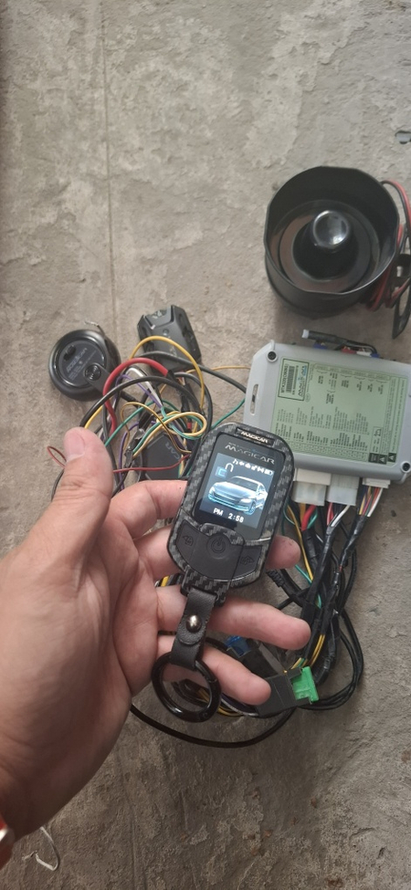 Продам Magicar 909s Dominant оригинал.сняли так как продали авто