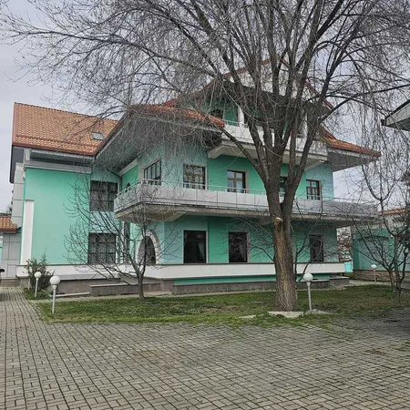 Продаётся Евродом на улице Махатма Ганди, Ц-1, 26-соток (N 8805)