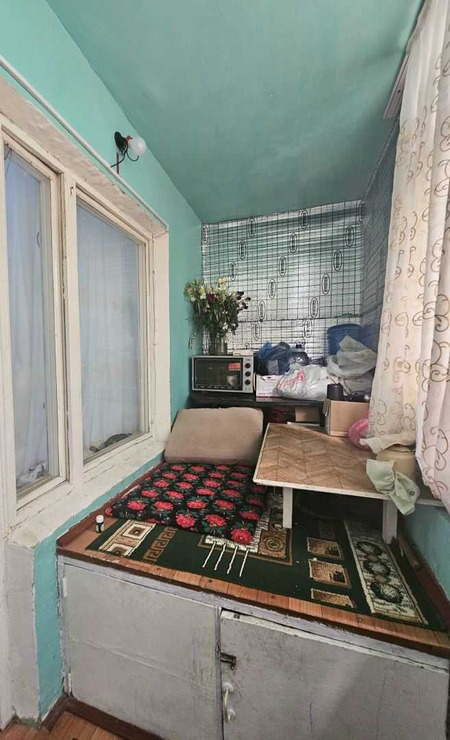 Срочно продаётся квартира в Ташкенте 2/1/4 ,Юнусабад (J2717)