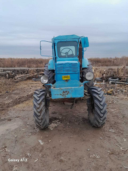 Ди 40тирактир сотилади