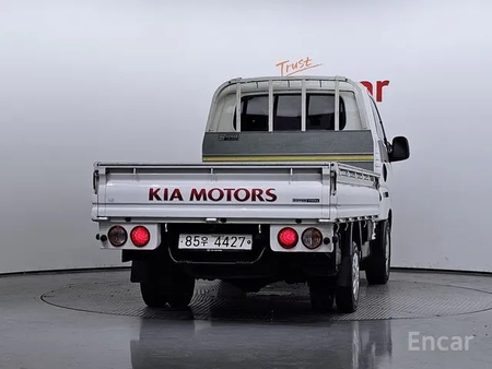 Kia Bongo 3 1tonnali super cabin koreadan zakazga