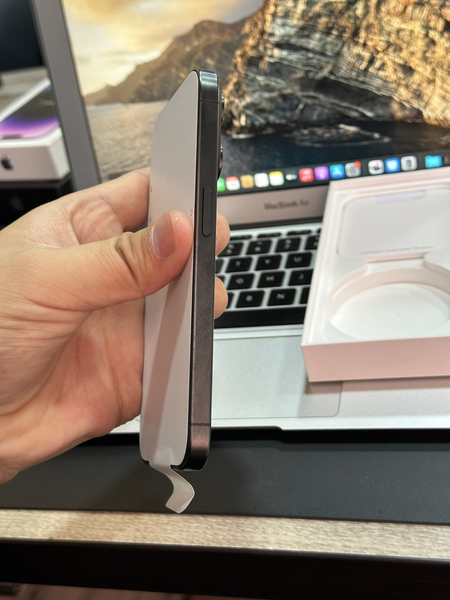 Iphone 15 pro 256 gb 93%