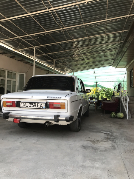 Vaz 2106 sotiladi