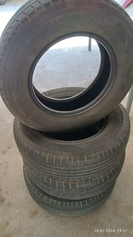 Продам Покрышки на авт.Кобальт. б/у. Сотаман.