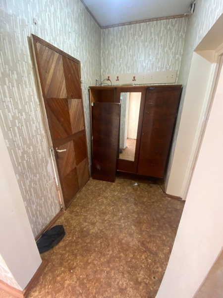 Срочно продаётся Юнусабад 14кв 2/2/9