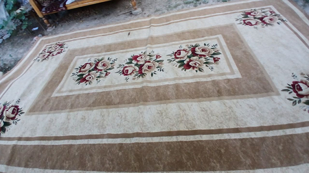 gilam sotiladi 4*7 o'lchami