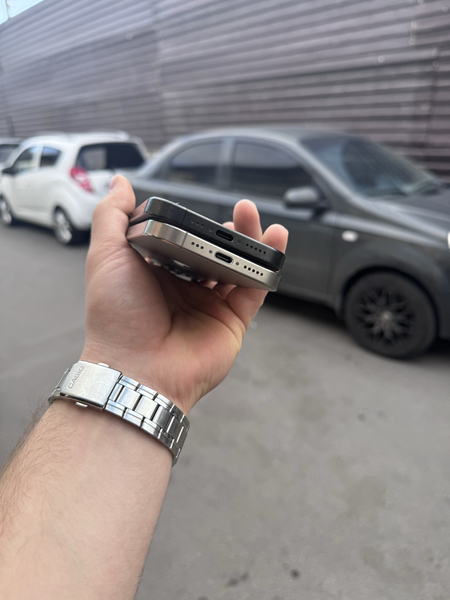Iphone 15 pro 128gb