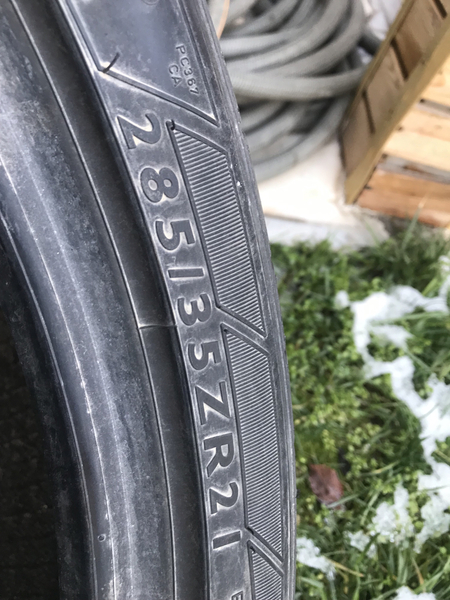 285/35/21 dunlop sp sport