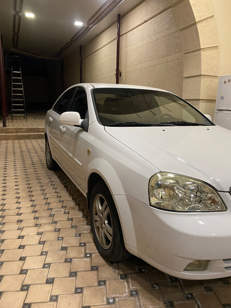 Lacetti 1.8 автомат 2009