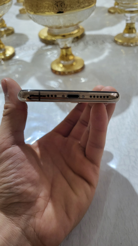 Iphone xs 64GB gold srocna