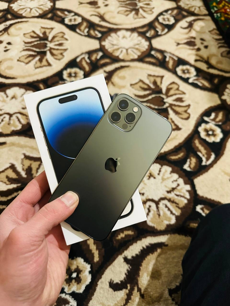 iPhone 12 pro  256 ГБ
