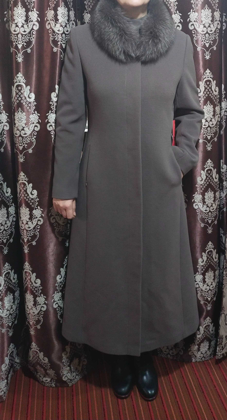 Продаётся новое зимнее пальто.