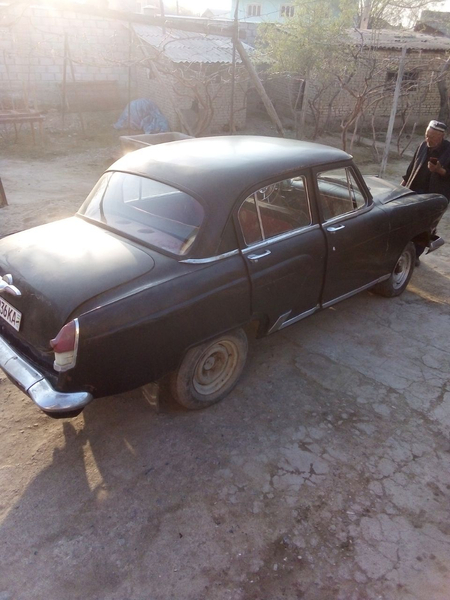 M21 volga srochno sotiladi
