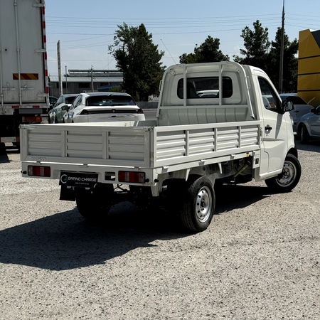 Changan Labo rasmiy dillerdan 5 yil kafolat bilan harid qiling.