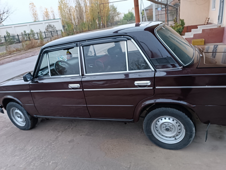 Vaz 2106 sotiladi