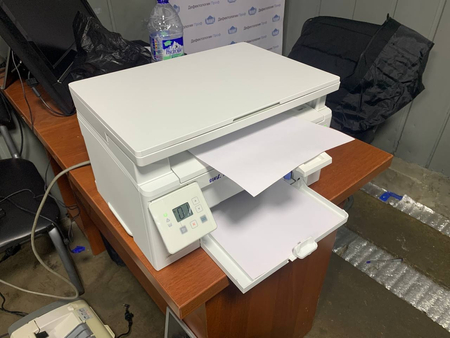 Принтер Hp Lazer Jet PRO M 130 A 3 в1 почти новый