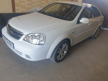 Lasetti 1.8 srochna