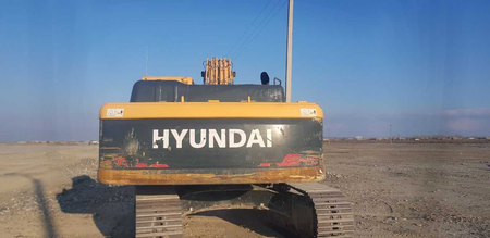 Эксковатор Hyundai срочно сотилади!