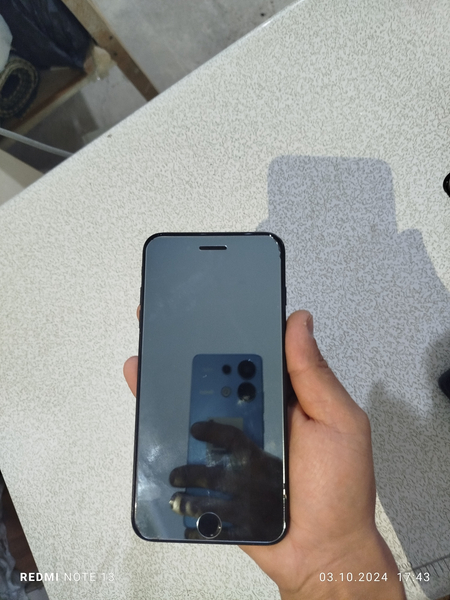 iPhone 7+ 32 gb sotiladi
