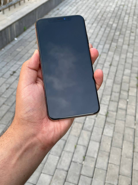 Iphone Xs Max sotilad karopkasi  bor xolat yaxsh yomkst 82 radnoy