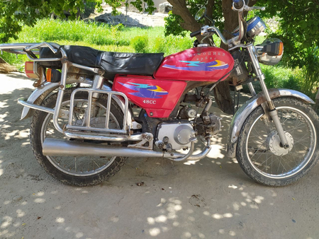 Lifan moto sotiladi narx 6 mln