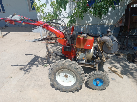 Moto Cultuvator (yer chopadigan )