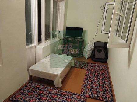 id13\\\\ Чиланзар 7кв-л. Кирпичный дом. 3\\\\4\\\\4, 70м2. Ипотеки нет.