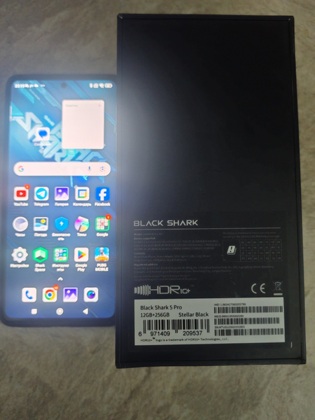 Black Shark 5 pro 12/256