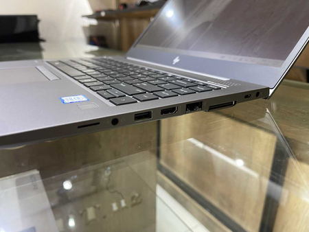 HP ZBook 14u Intel Core i7-8565U озу16гб 256ssd Radeon Pro WX3200